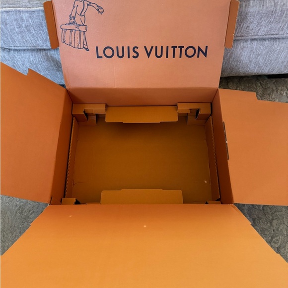 Louis Vuitton | Storage & Organization | Louis Vuitton Shipping Box ...